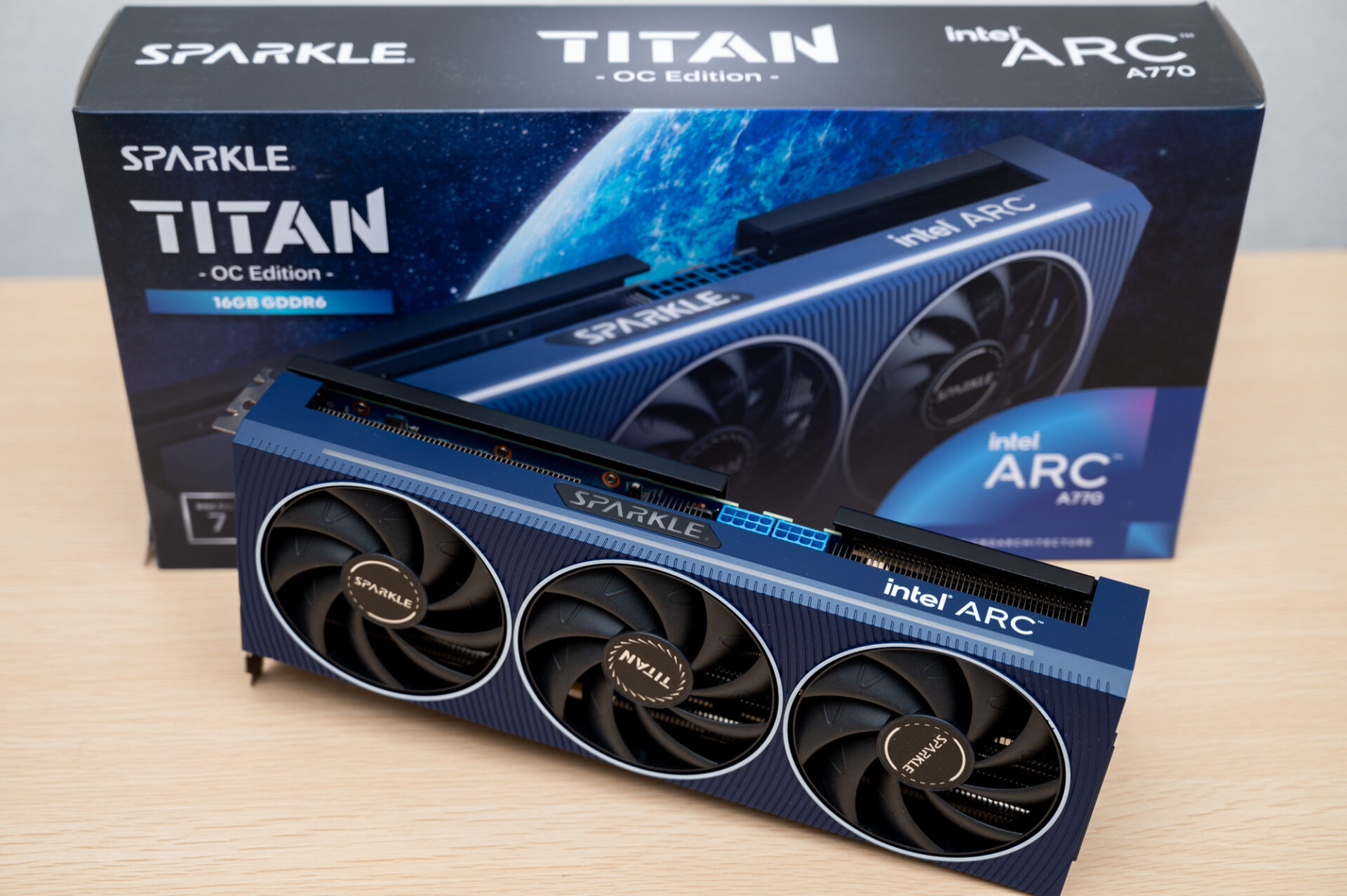 Intel グラボでVRChat はできる(ただし、大量の注釈付き) | ぶいあーるのあくま